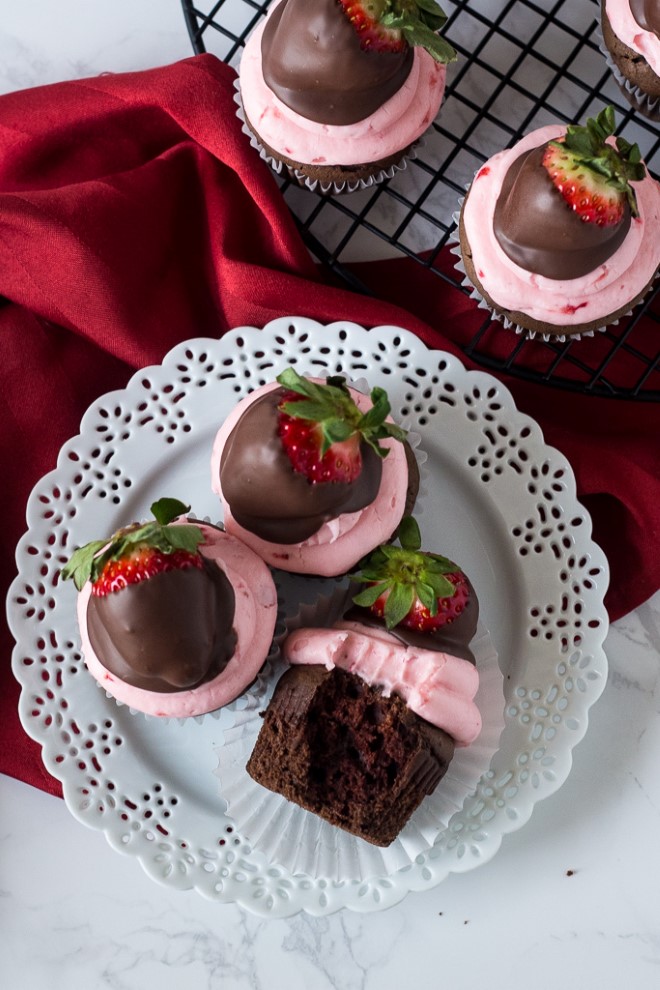 Chocolate Covered Strawberry Cupcakes (1) - Chocolate With Grace Chocolate Covered Strawberry Cupcakes (1) - Chocolate With Grace